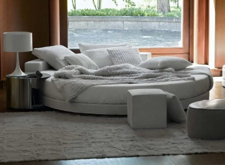 An original innovation, but one that needs space: the pros and cons of ...